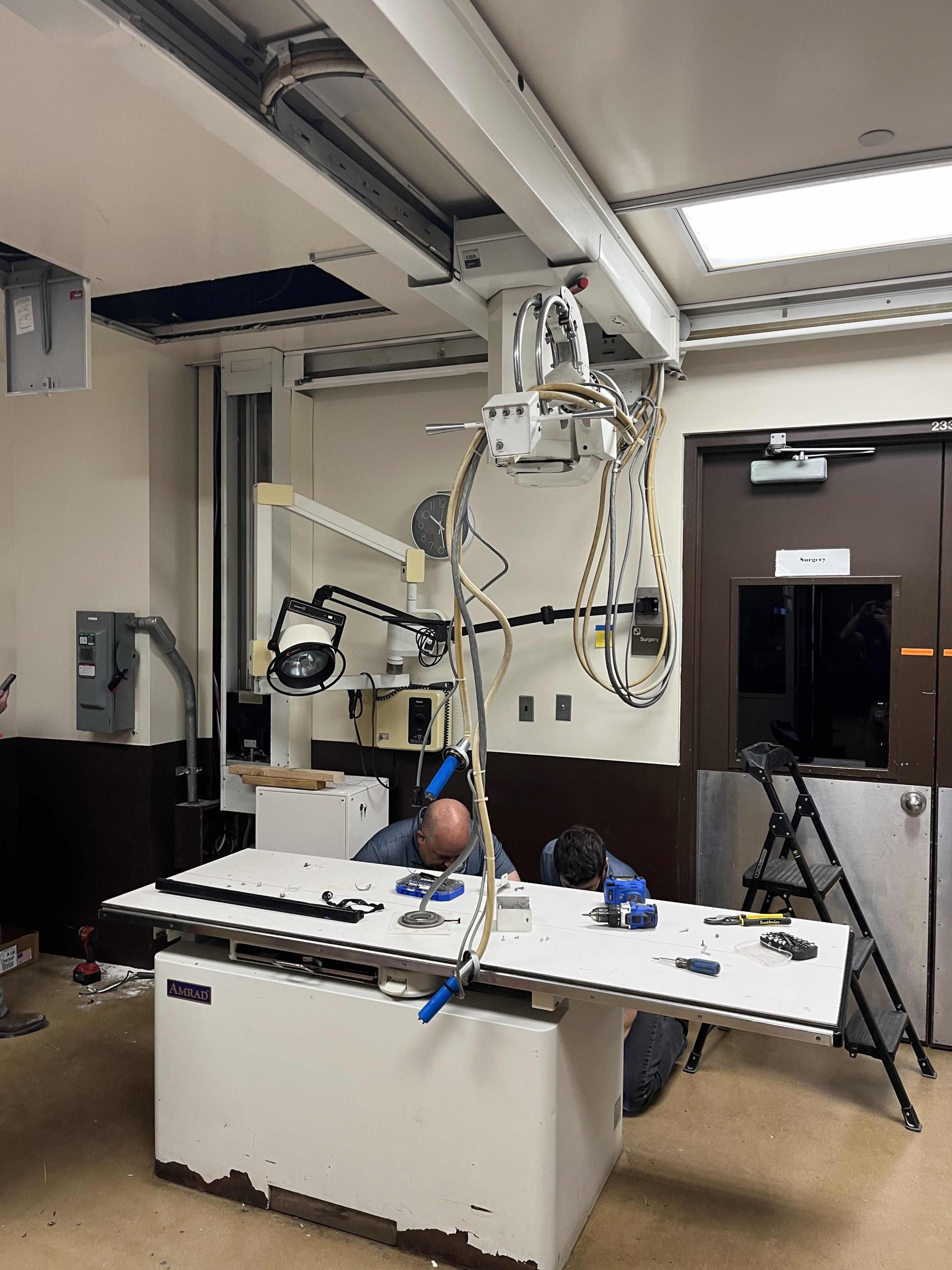 Custom Outboard at the Zoo – Chesapeake Medical Systems